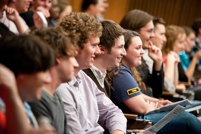 The Impact of Facebook on UTM Students’ Everyday Life essay